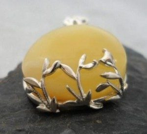 Sterling Silver Butter Amber Pendant - Double Dragon Jewelry Ltd